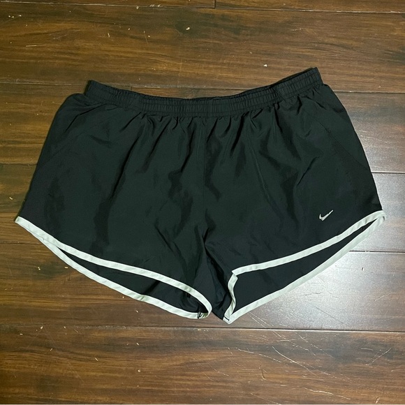Nike | Shorts | Pure Black Nike Athletic Shorts | Poshmark